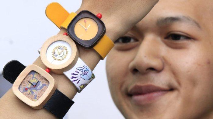 Produksi Jam Tangan Kayu PALA Nusantara di Bandung - Tribunjabar.id