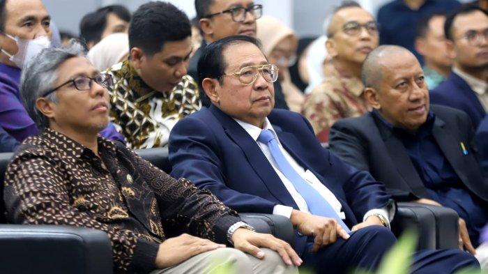 Presiden Ke-6 RI SBY Terima Penghargaan Lifetime Achievement dari SBM ...