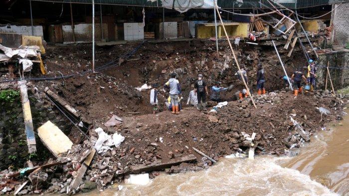 Perbaikan Kirmir Ambruk di Pasar Ancol Kota Bandung - Tribunjabar.id