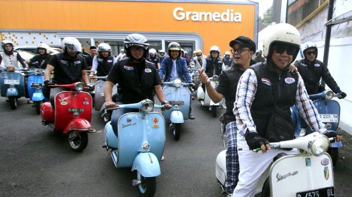 Komunitas Vespa 60s Ajak Ustadz Evie Effendi Riding THR Volume 3 ...