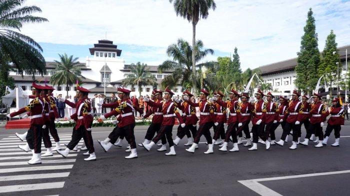 Siswa Pendidikan Karakter Panca Waluya Ikuti Peringatan Hari ...