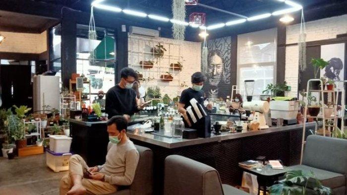 5 Rekomendasi Kafe Cozy di Kota Bandung, Pilihan Tempat Nongkrong ...