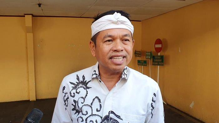 Kata Dedi Mulyadi Hadir di PN Cirebon Lagi Setelah Gagal Jadi Saksi ... Kata Dedi Mulyadi Hadir di PN Cirebon Lagi Setelah Gagal Jadi Saksi ...