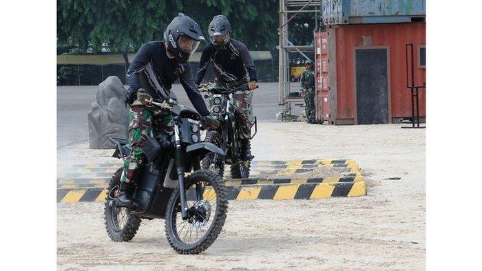 Menhan Prabowo Pesan Enam Ribu Motor Listrik Militer Buatan PT Len ...