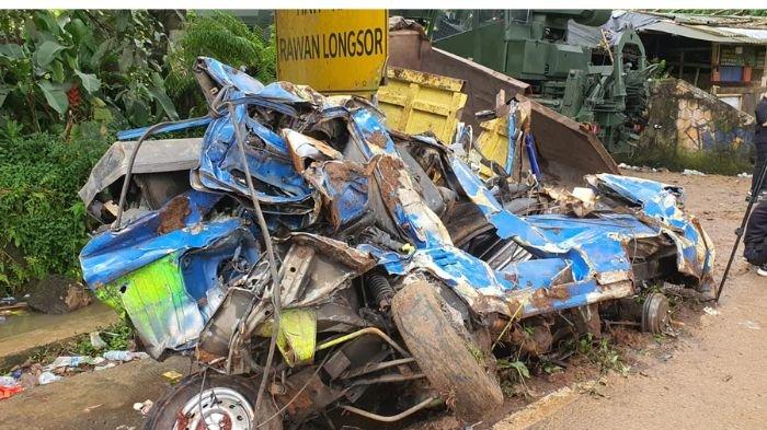 Angkot Biru Pengangkut Siswa Sekolah Sudah Ditemukan tapi Anak-anak ...