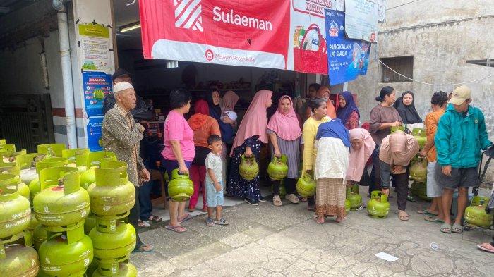 Harga Gas LPG 3 Kg Meroket di Purwakarta, Emak-Emak Memasak Pakai Rice Cooker - Tribunjabar.id