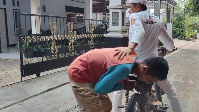 Begini Cara Dedi Mulyadi Bikin Kapok Pemuda yang Pakai Sepeda Motor Knalpot Brong - Tribunjabar.id