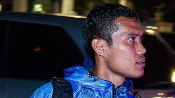 Eriyanto Masuk Skuad Persib Bandung Lawan Persis Solo Malam Ini ...