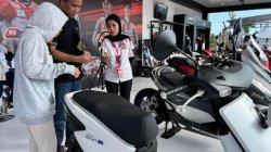 AHM Ramaikan MotoGP Mandalika 2024 dengan Booth Honda dan Motor Listrik ...