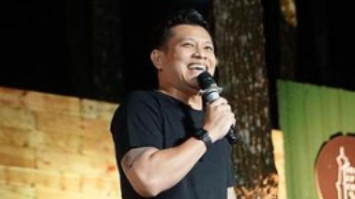 Sosok Boris Bokir Komedian Dikabarkan Resmi Cerai dengan Irma Purba, Keceplosan Sebut Mantan ...