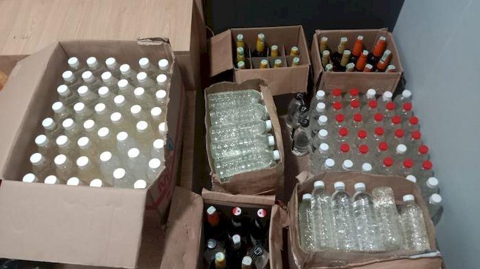 302 Botol Miras dan 71 Bungkus Miras Oplosan Disita Saat Jelang Tahun ...