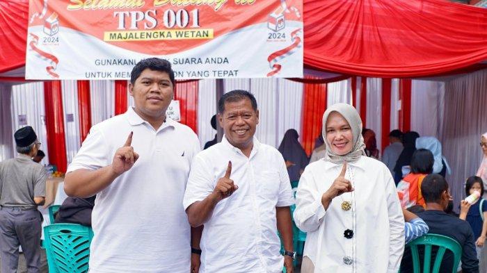 Pilkada 2024, H. Eman Suherman Nyoblos Paling Awal di TPS 001 Majalengka Wetan - Tribunjabar.id