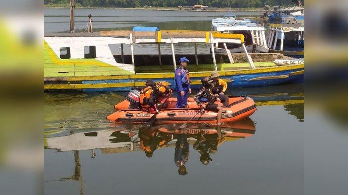 Hanyut Saat Memancing di Sungai Cianjur Lima Hari Lalu, Hingga Kini ...
