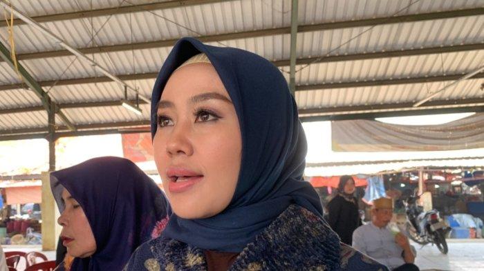 Perjuangkan Puluhan Ribu Janda di Jabar, Cawagub Gita KDI Fokus Beri ...