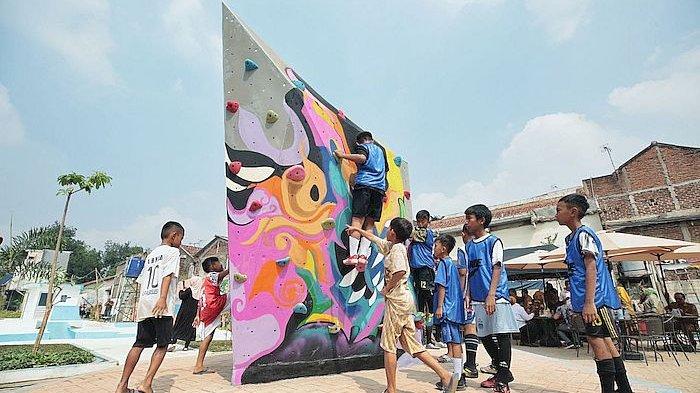 Ema Resmikan Ciko Arena 5 di Kelurahaan Maleer Bandung, Area untuk Main ...