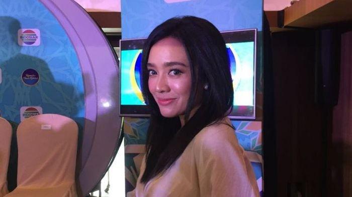 Cerita Dhea Ananda Langsung Cari Ariel Nidji Setelah Tahu Menjadi ...