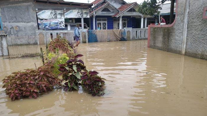 Empat Sungai di Subang Meluap, 650 Rumah Warga di Kecamatan Pabuaran Terendam Banjir ...