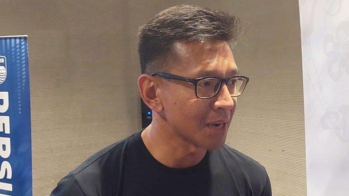 Persib Bandung vs Persikabo 1973, Teddy Tjahjono Minta Jangan Nyalakan ...