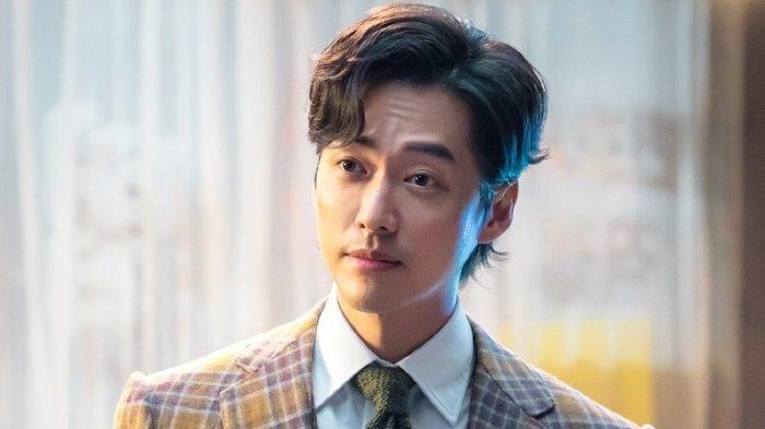 LINK STREAMING Drama Korea One Dollar Lawyer Episode 8, Masa Lalu Cheon ...