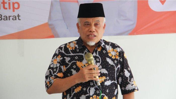 Ketua Komisi IV DPRD Jabar KH Tetep Abdulatip Prihatin Alih Fungsi ... Ketua Komisi IV DPRD Jabar KH Tetep Abdulatip Prihatin Alih Fungsi ...