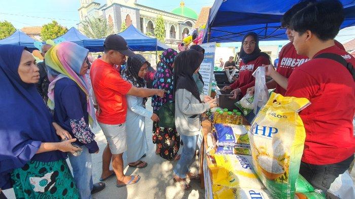 Emak-emak Serbu Acara Gerakan Pangan Murah Pemkab Majalengka di Balai ... Emak-emak Serbu Acara Gerakan Pangan Murah Pemkab Majalengka di Balai ...