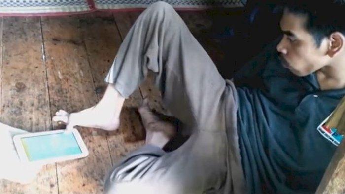 Viral, Engkus, Difabel di Sukabumi, Jadi Tutor Bahasa Inggris Cuma-cuma, Muridnya Ribuan di ...