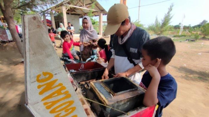 Kuliner Legendaris, di Indramayu Masih Ada Penjual Es Goyang, Rasanya ...