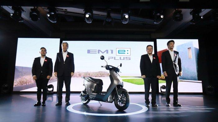 AHM Umumkan Harga Honda EM1 e: dan EM1 e: PLUS - Tribunjabar.id
