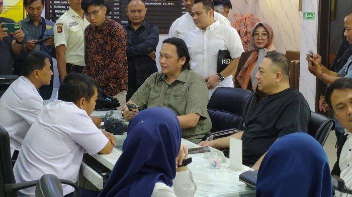 Kuasa Hukum Baru Saka Tatal Ambil Salinan Kasasi Kasus Vina di PN ...