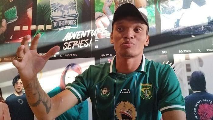 Persebaya Surabaya Kini Diperkuat 2 Striker eks Persib Bandung, Terkini ...