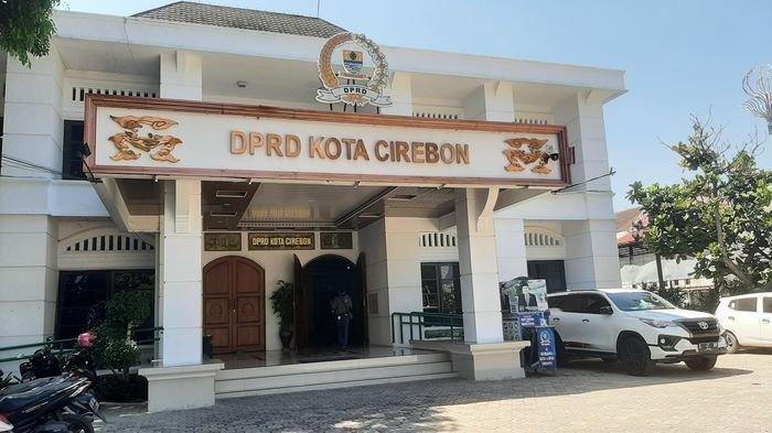 DPRD Cirebon 2024-2029 Ditetapkan, Golkar Paling Dominan dengan 6 Kursi - Tribunjabar.id