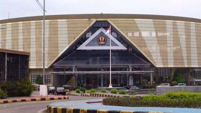 35.155 Peserta Jalani Seleksi Mandiri Unpad 2025, Puluhan Peserta ...