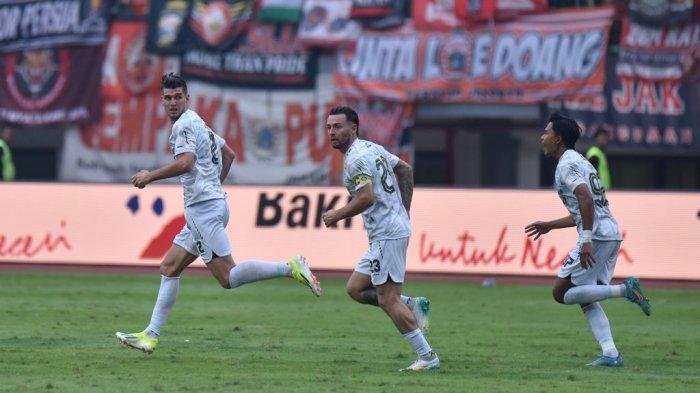 Peran Bojan Hodak yang Bikin Persib Bandung Balas 2 Gol Persija, Ungkap Instrusi di Ruang Ganti ...