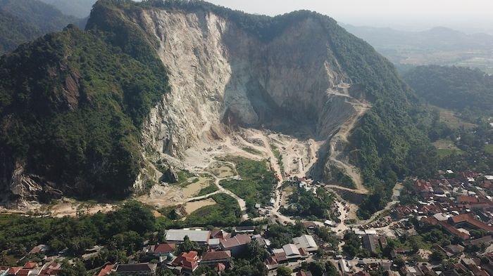 UPDATE Longsor Gunung Kuda Cirebon, Pencarian Resmi Dihentikan, 4 Jenazah Belum Ditemukan ...