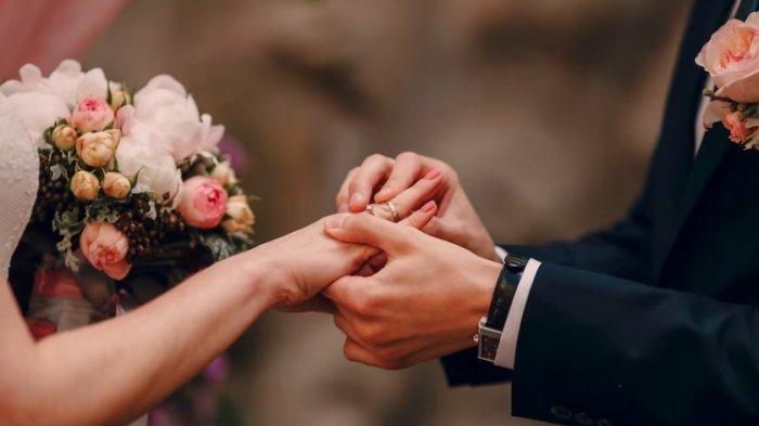 Contoh Teks MC Lamaran atau Tunangan Lengkap dengan Mukadimah dan ...