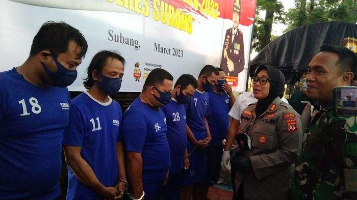 Polres Subang Amankan Satusan Knalpot Bising Ribuan Botol Miras Dan