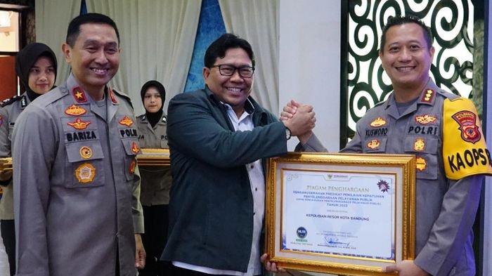 Polresta Bandung Raih Penghargaan dari Ombudsman RI Terkait Penyelenggaraan Pelayanan Publik ...
