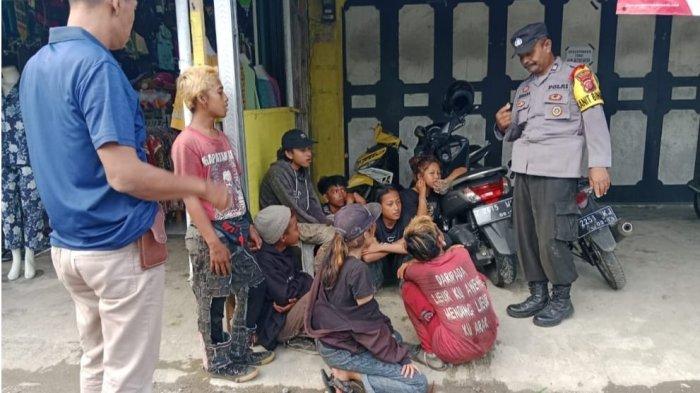 Bikin Resah Warga, Kawanan Anak Punk di Kalipucang Pangandaran Mabuk dan Berkelahi - Tribunjabar.id
