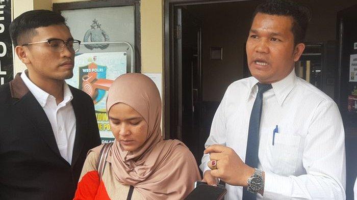 Keluarga Bintang Rizki Datangi Polsek Lengkong Bersama Tim Hotman, Pertanyakan Banyak ...