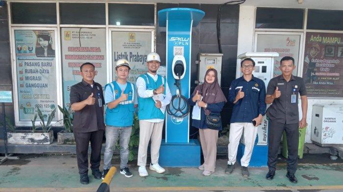 Pastikan Layanan Pengisian Daya, Kementerian ESDM Tinjau SPKLU di wilayah PLN UP3 Gunung Putri ...