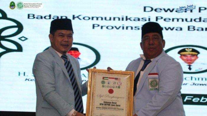 Ketua DPW BKPRMI Jabar Terima Penghargaan dari Rakyat Palestina Berkat ...