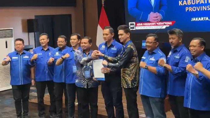 AHY Restui Dony Ahmad Munir-Fajar Aldila Beduet di Pilkada Sumedang ...