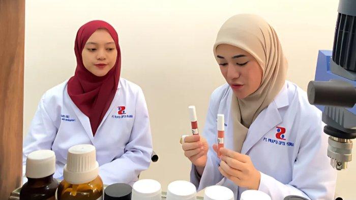 Lip Cream Prapta Disukai Artis Clara Sintha, Jadikan Bibir Cantik dan ...