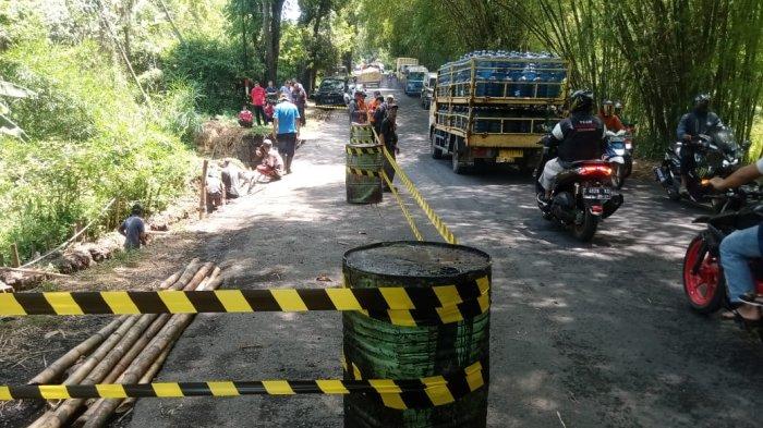 Jalan Raya Subang-Bandung Longsor, Untung Tak Sampai Memutus Jalan ...
