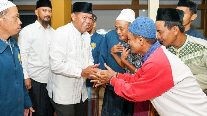 Merakyat, Eman Suherman Dikenal Sosok yang Peduli Masyarakat Miskin ...