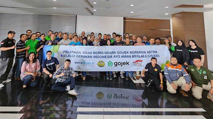 Tingkatkan Standar Pelayanan, Mitra Gojek Bandung Jalani Pelatihan ...