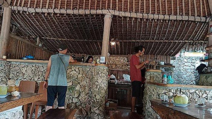 Ocean View, Rumah Makan Unik di Pantai Madasari Pangandaran, Bangunan ...