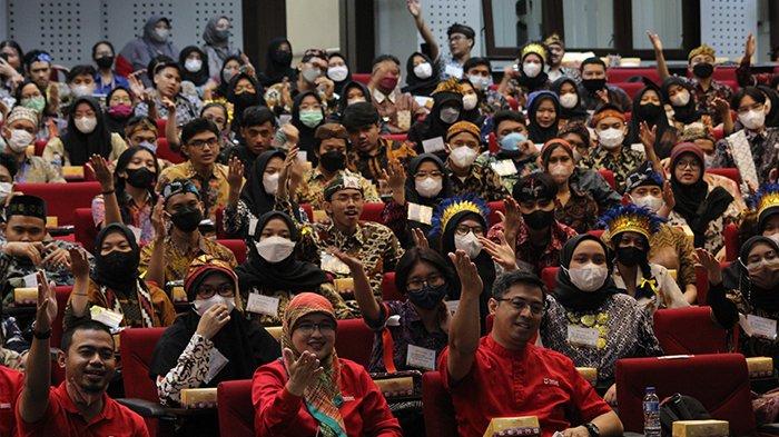 Pembukaan PKKMB 2022 Untuk Mahasiswa Baru Telkom University ...