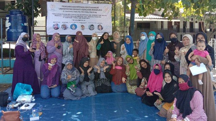 Penguatan Peran Keluarga Deteksi Dini Stroke dan Risiko Penyakit ...