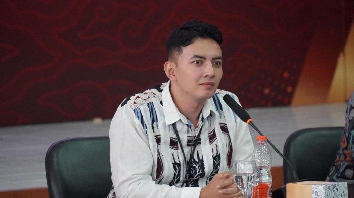 Pengamat Ekonomi Uninus Ungkap Penyebab Penurunan Tajam IHSG yang ...